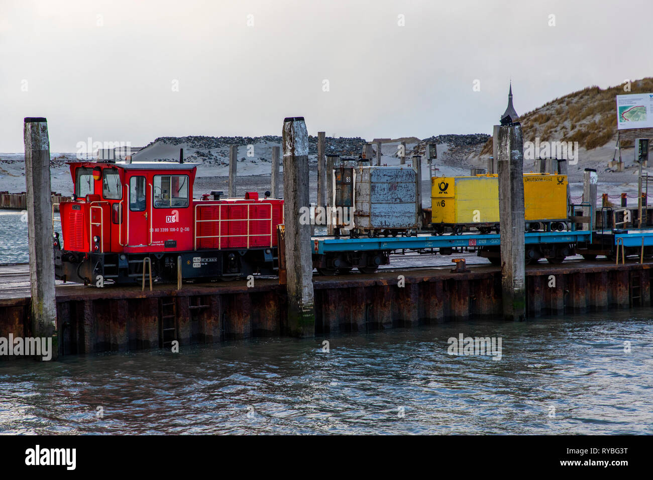 Ostfriesland, island Wangerooge, ferry port, island railway, brings the ...
