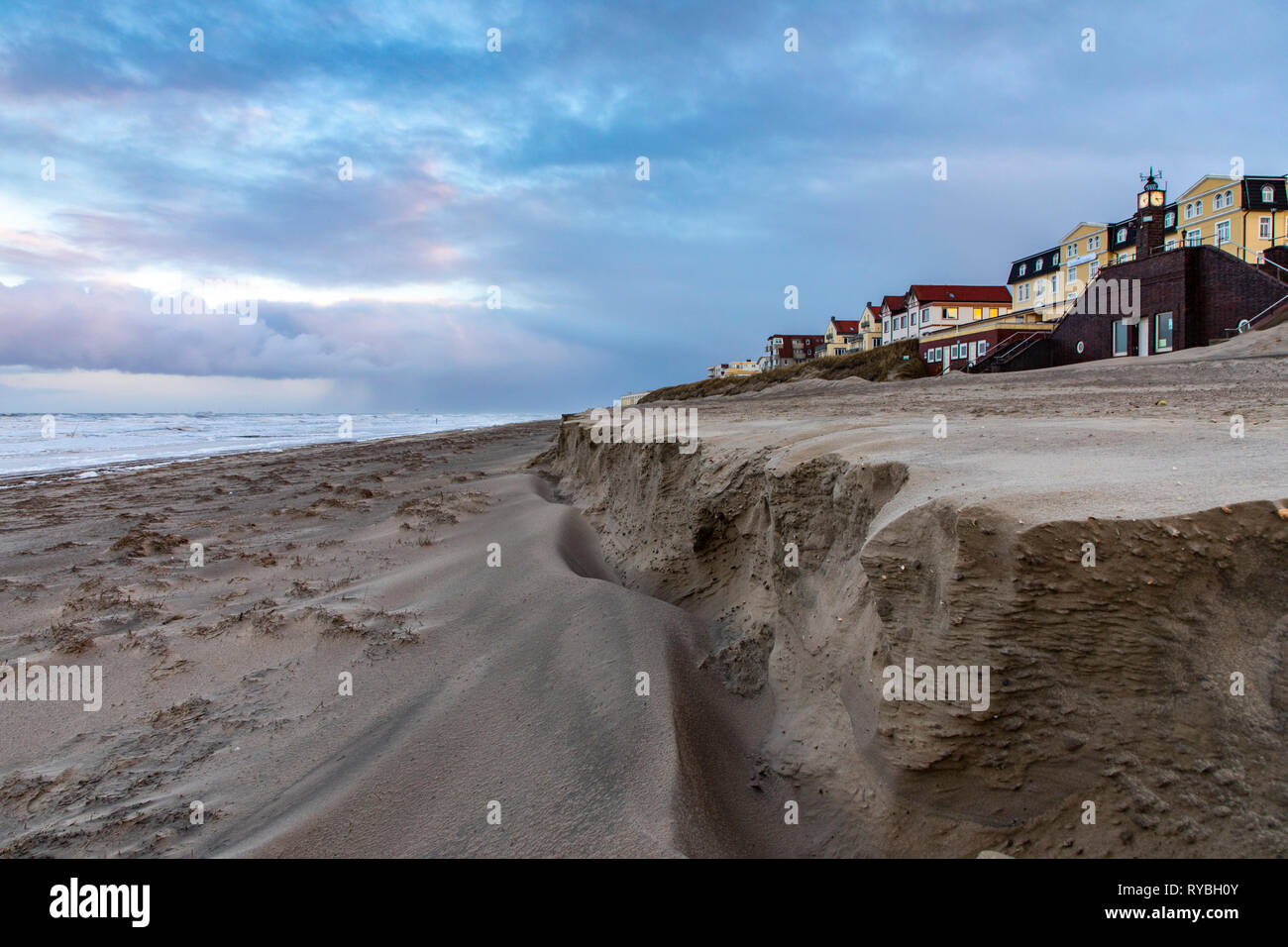 Ostfriesland, island Wangerooge, winter, beach, storm, a storm surge ...