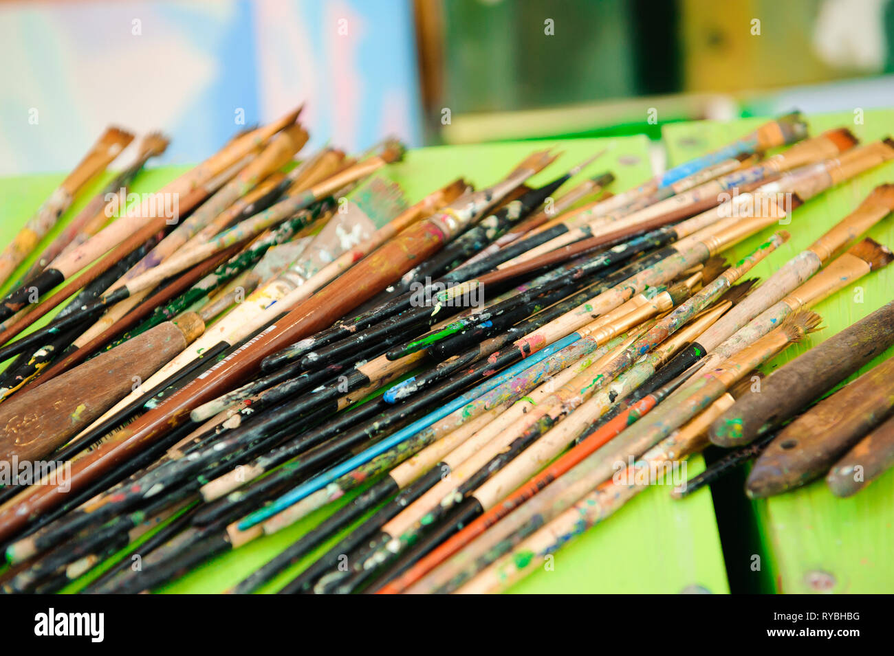 Used paint palette, watercolors, brush - art lesson Stock Photo - Alamy