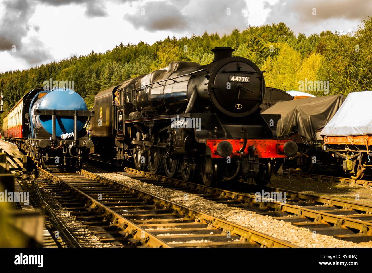 Black 5 steam engines hi-res stock photography and images - Alamy
