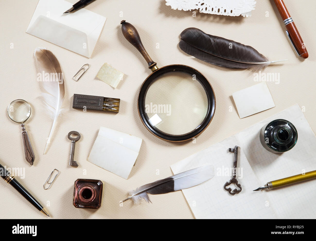 Vintage writing set on cardboard background - top view Stock Photo - Alamy