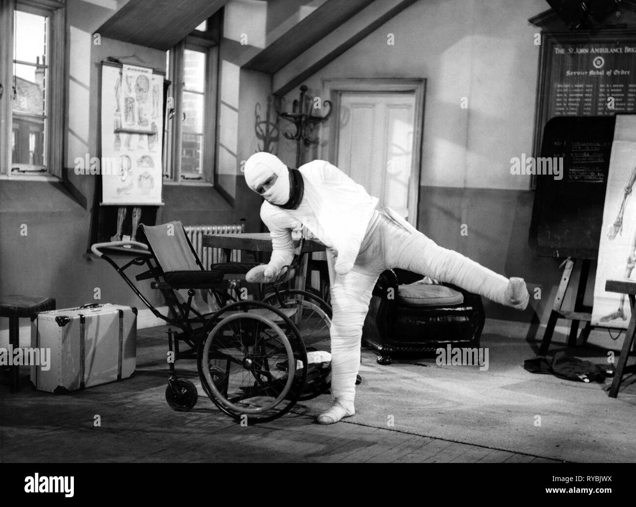 NORMAN WISDOM, A STITCH IN TIME, 1963 Stock Photo - Alamy