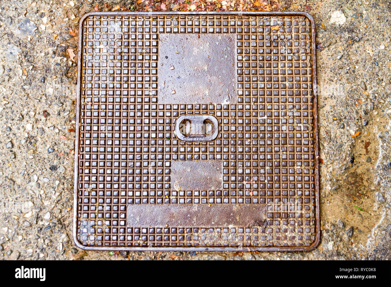 Manhole signs hi-res stock photography and images - Alamy