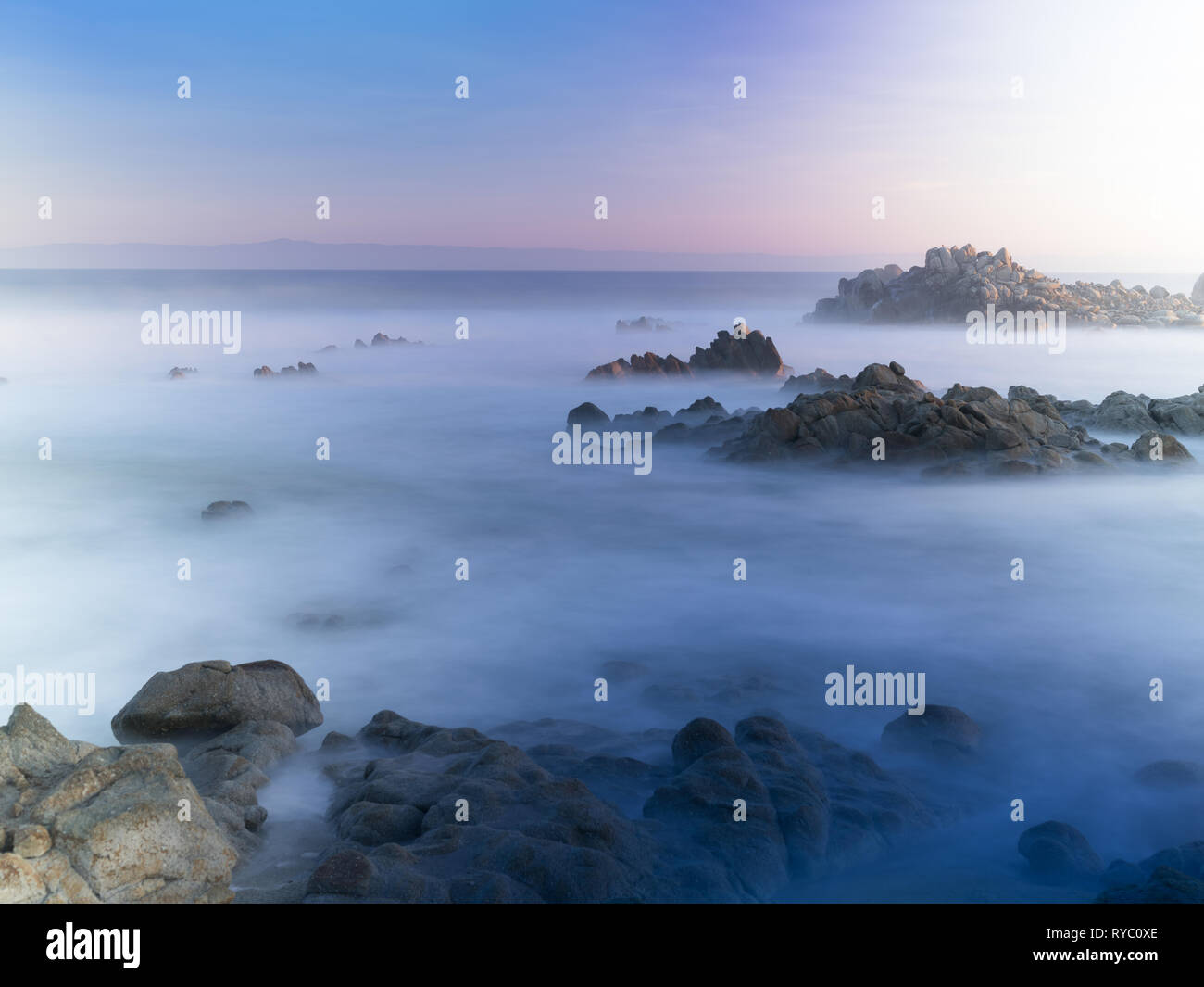 Misty shoreline hi-res stock photography and images - Alamy
