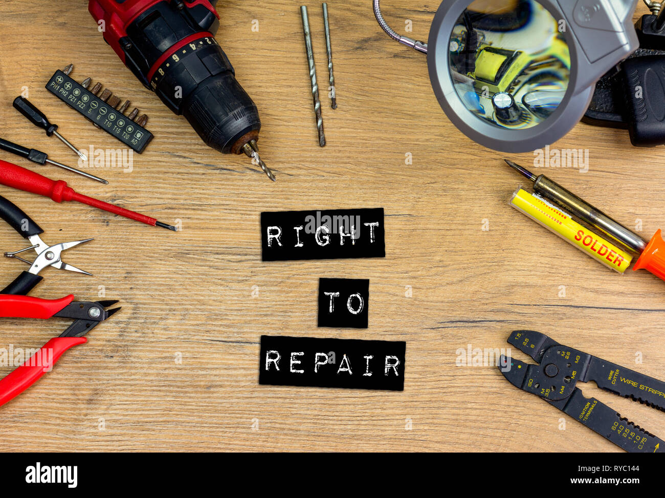 Electronics repair hi-res stock photography and images - Alamy
