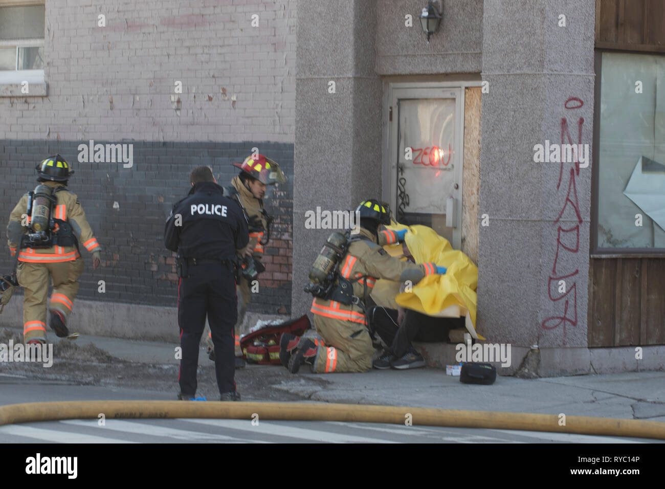Smoke inhalation hi-res stock photography and images - Alamy