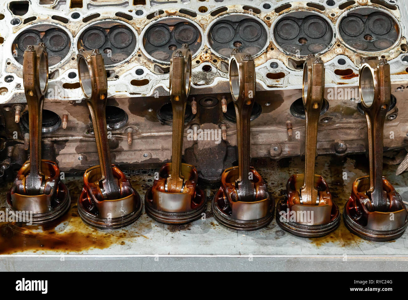 Aluminum engine block and cylinder head hi-res stock photography and ...