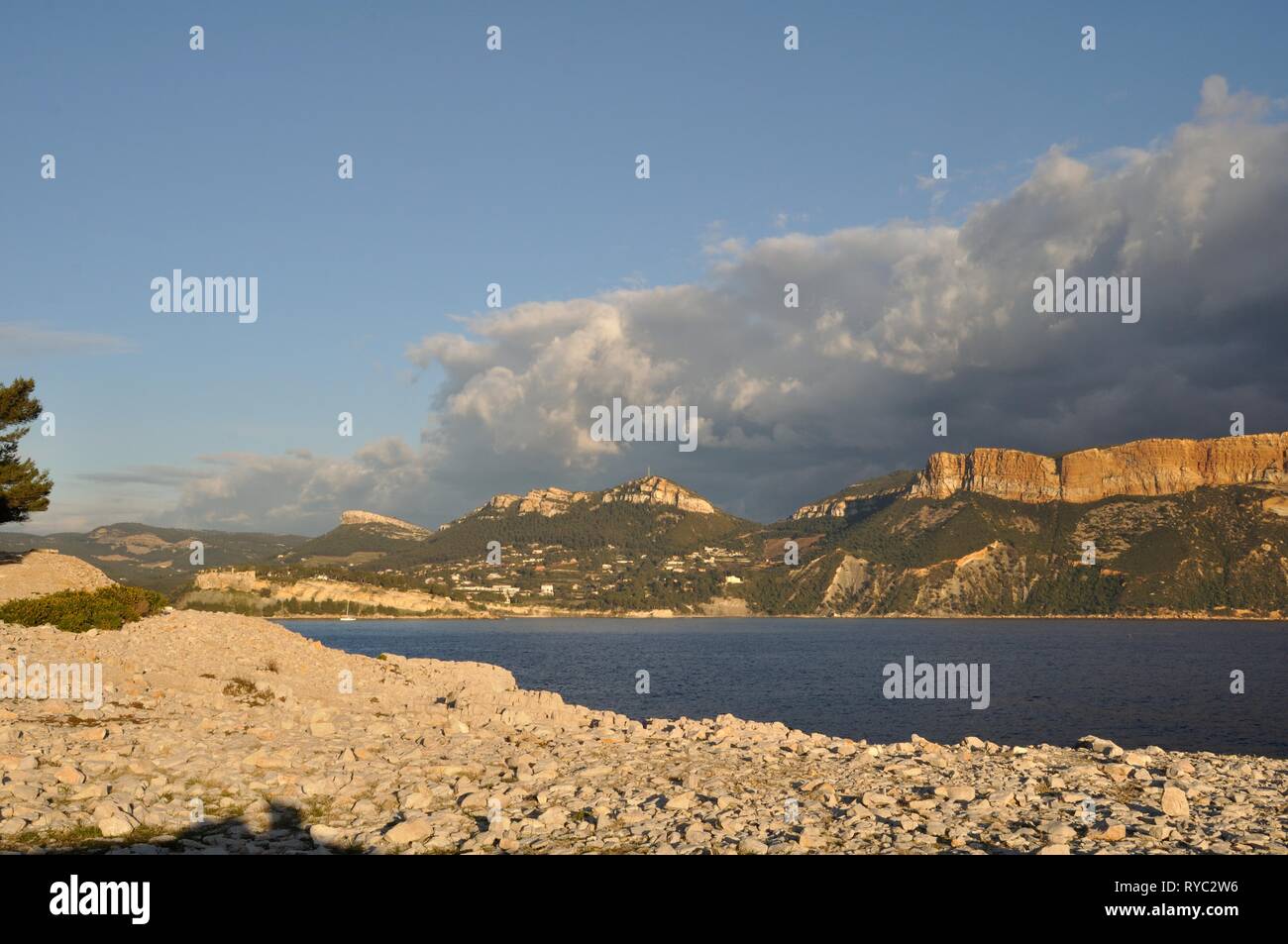 Cliffs of Cassis Stock Photo - Alamy