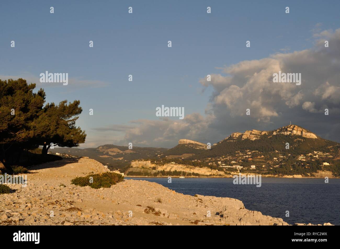 Cliffs of Cassis Stock Photo - Alamy