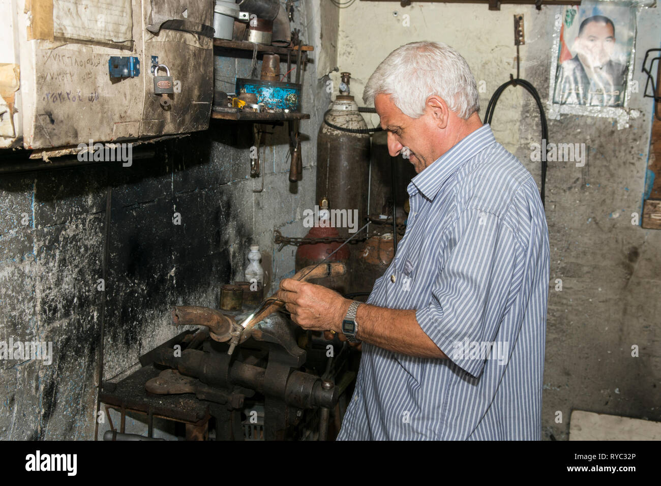 Welding workshop hi-res stock photography and images - Alamy