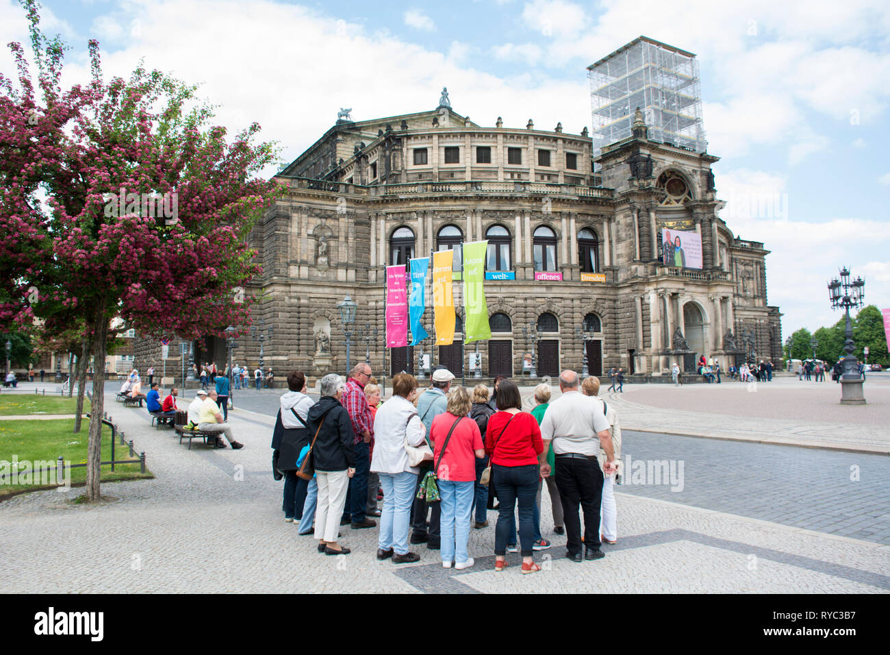 Semperoper opera house hi-res stock photography and images - Alamy