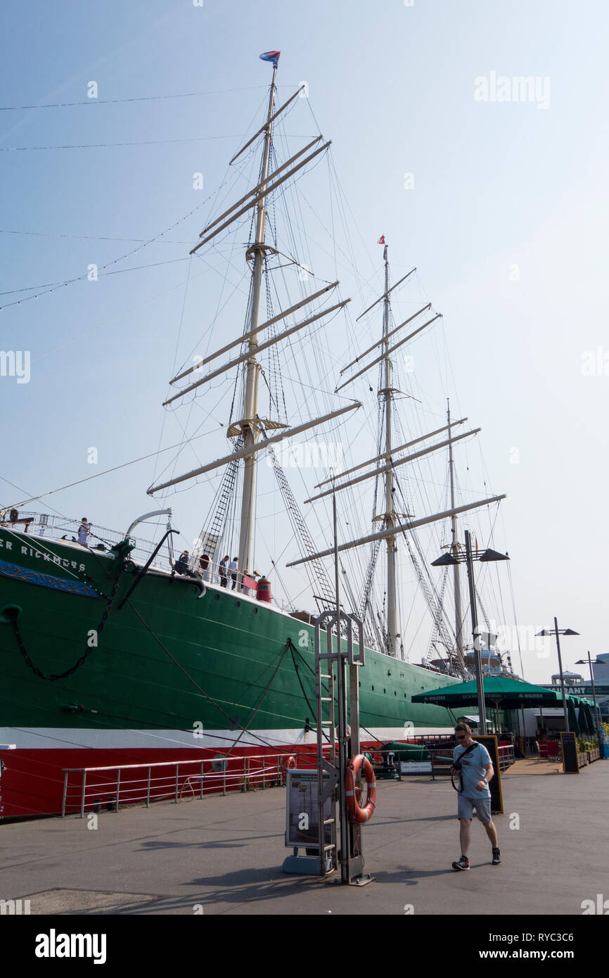 Museum ship Rickmer Rickmers a tourist attraction at Hamburg port Stock ...