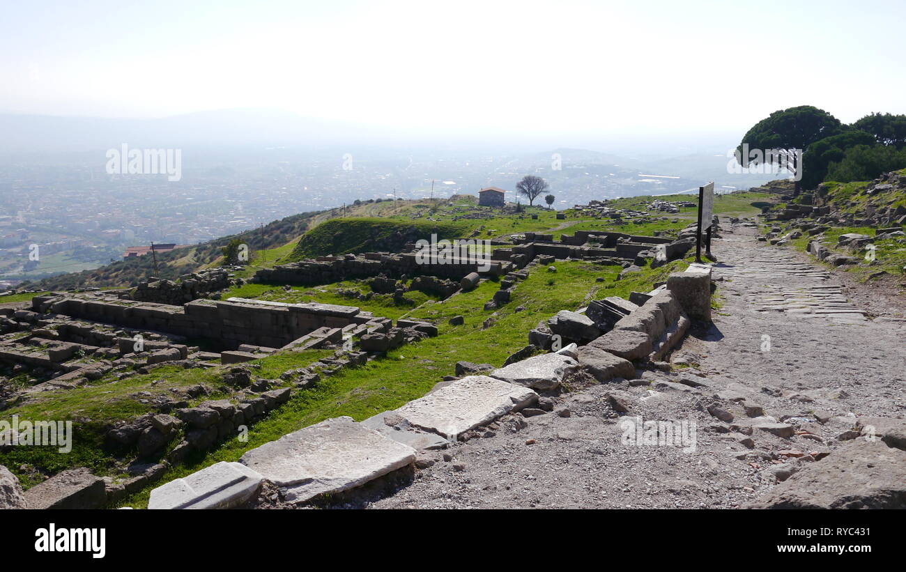 Archaeological site of Pergamon, Turkey Stock Photo - Alamy
