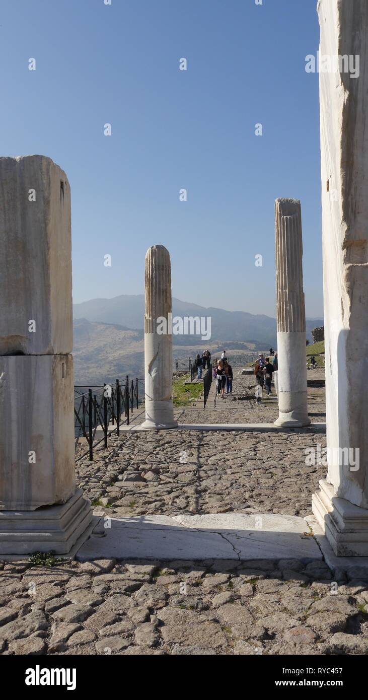 Archaeological site of Pergamon, Turkey Stock Photo - Alamy