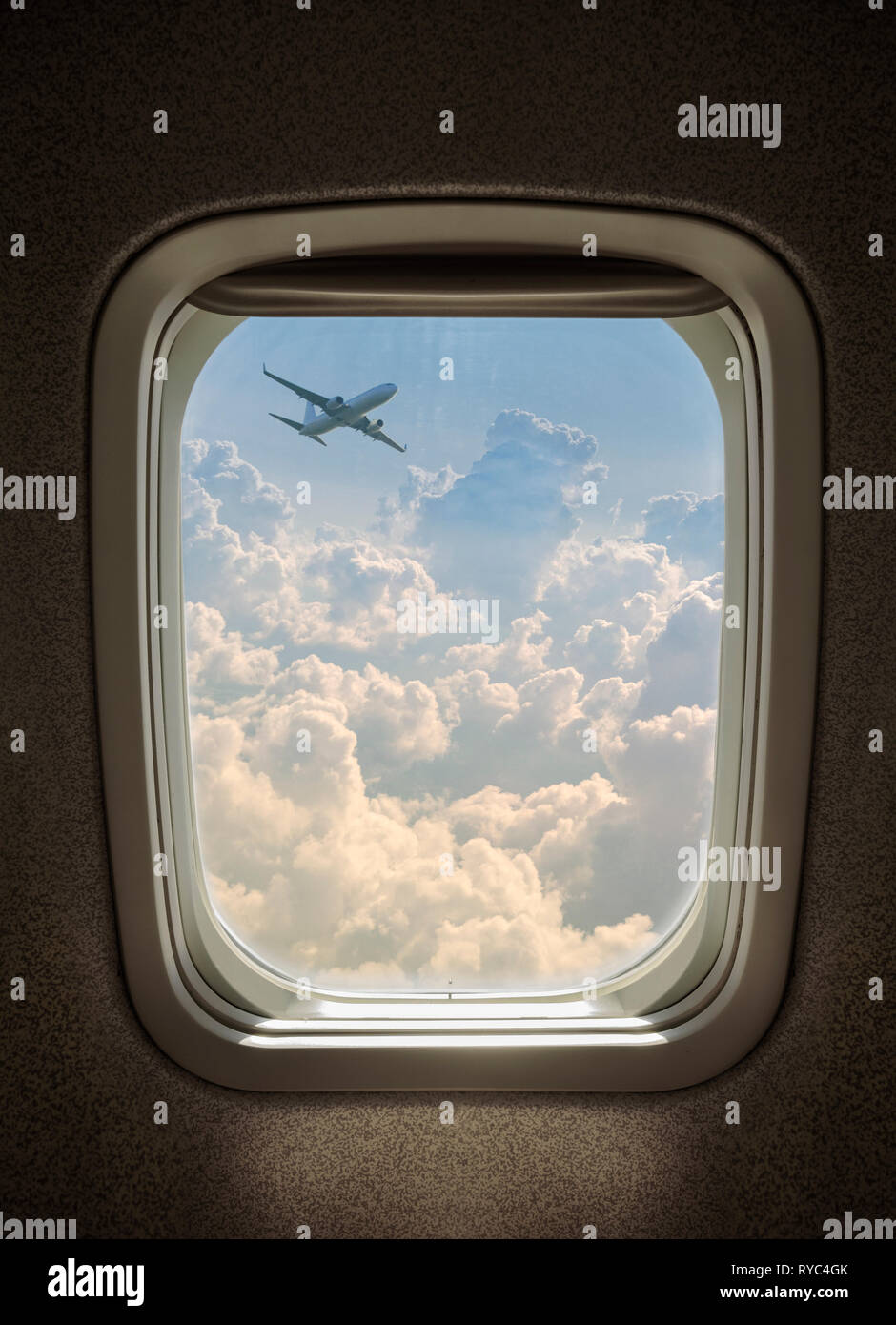 Airplane cabin window hi-res stock photography and images - Alamy