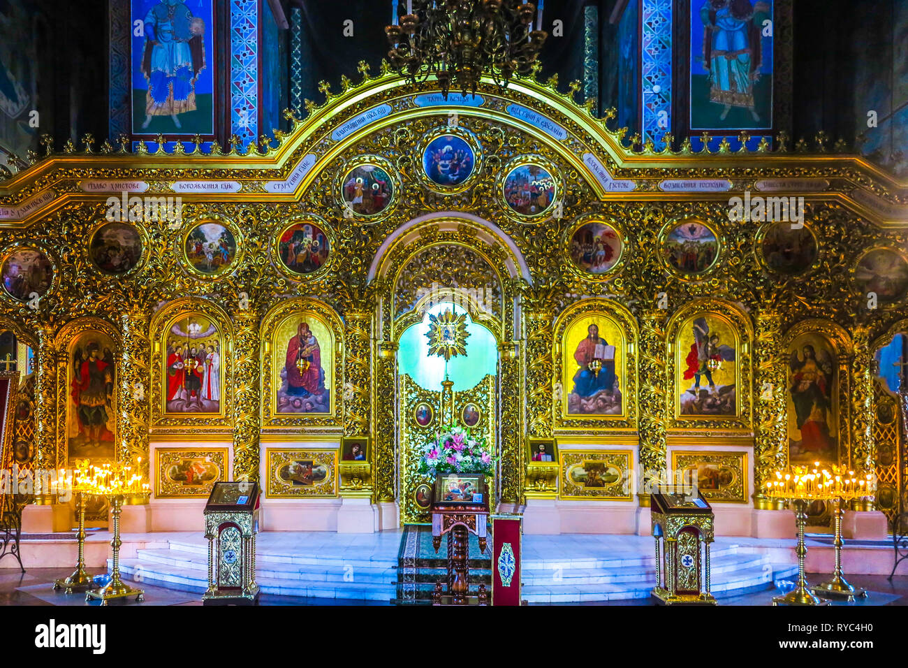 Cathedral saint michael altar architecture hi-res stock photography and ...