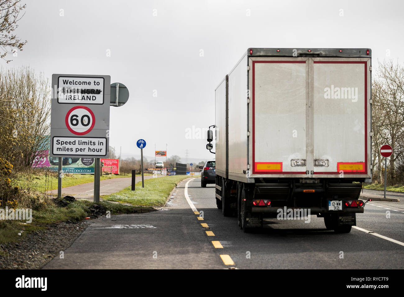 Land border hi-res stock photography and images - Alamy