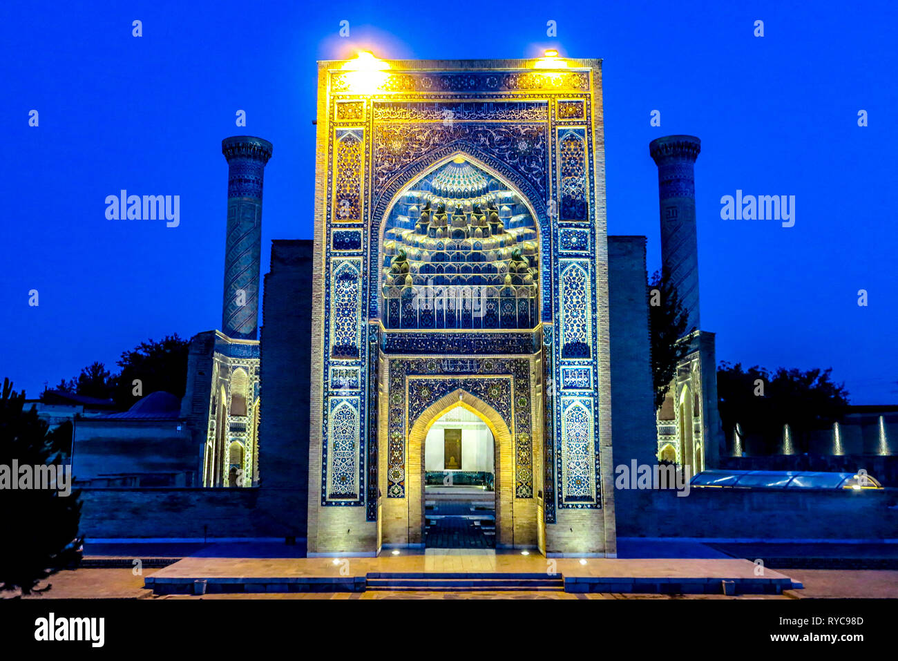 Samarkand Gur-e Amir Complex Mausoleum Main Gate Entrance View Iwan ...
