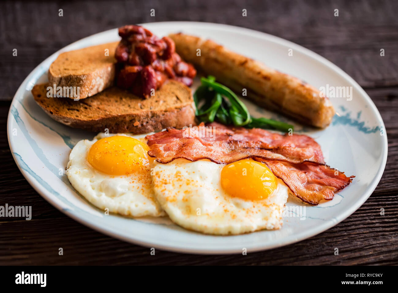 Breakfast Plate Smoked Bacon Stock Photos & Breakfast Plate Smoked ...