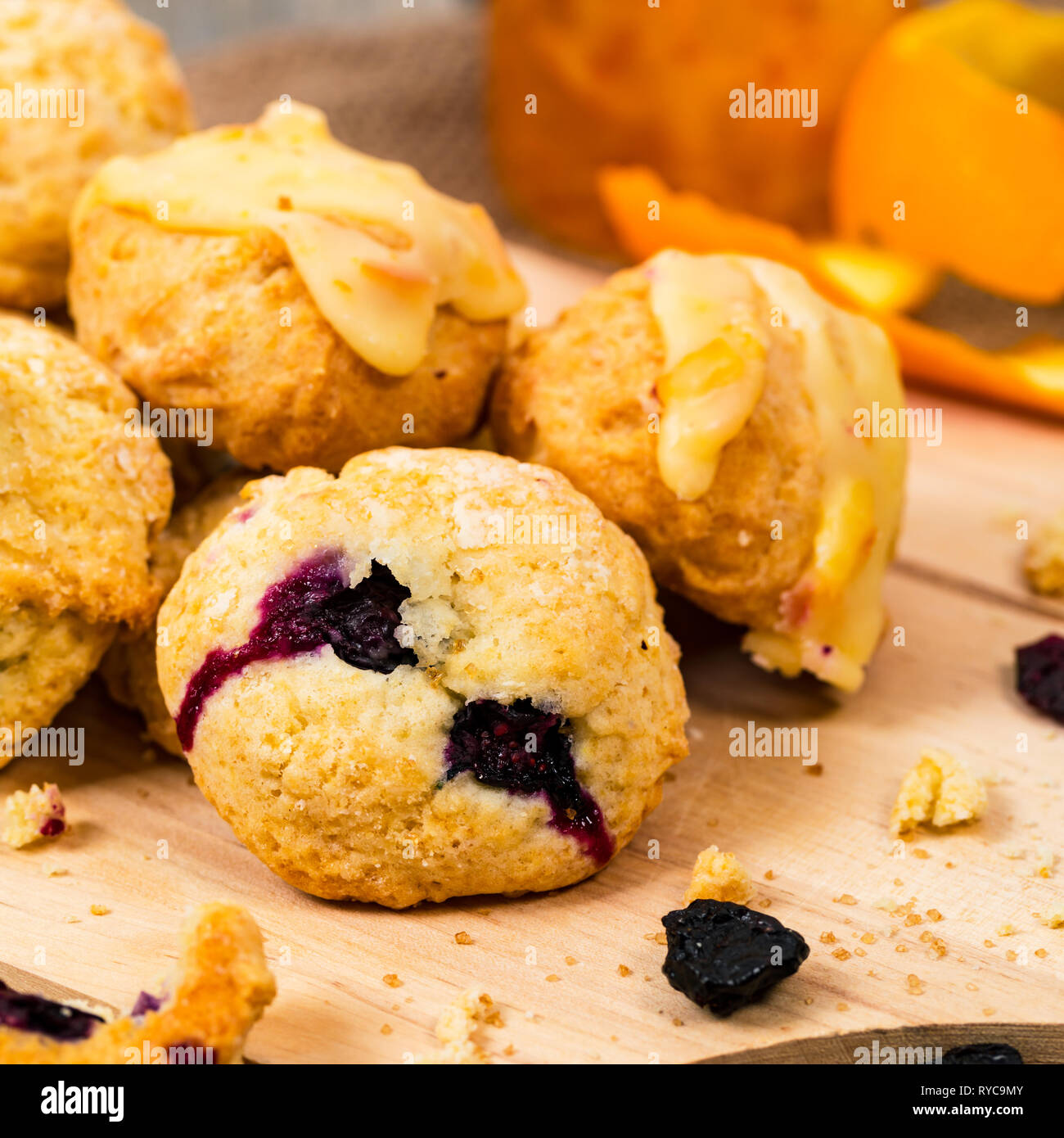 Mini berry scones hi-res stock photography and images - Alamy