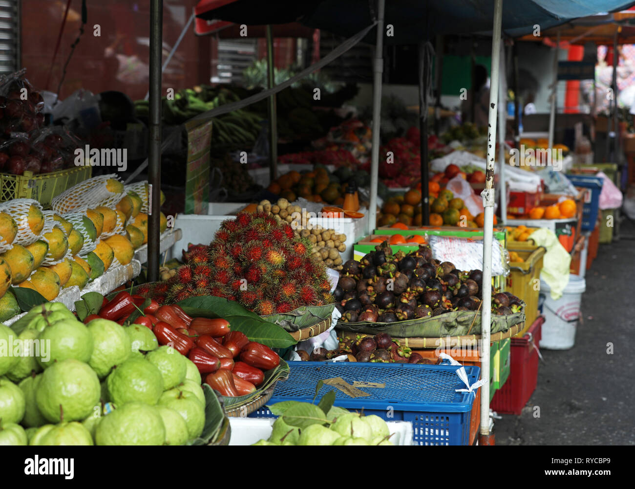 Foodmarket in bangkok hi-res stock photography and images - Alamy