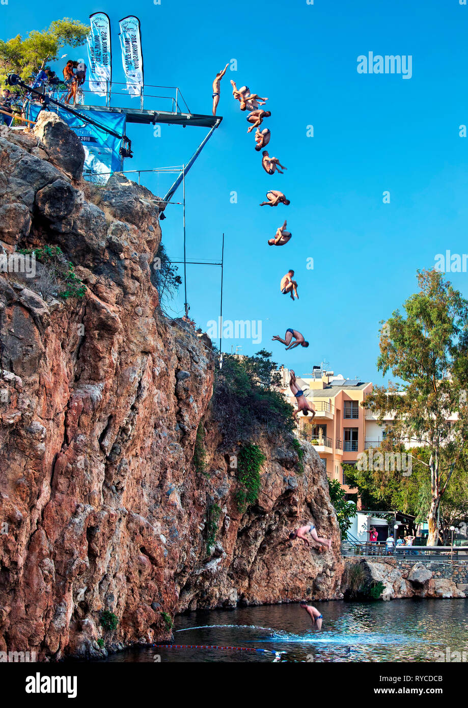 Cliff diving sequence hi-res stock photography and images - Alamy