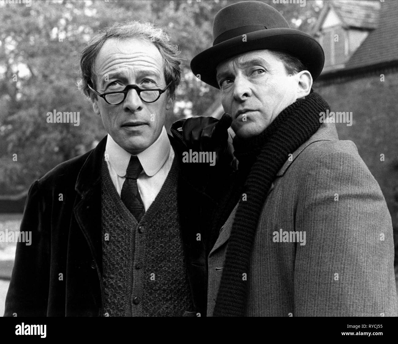 MICHAEL CULVER, JEREMY BRETT, THE RETURN OF SHERLOCK HOLMES, 1986 Stock ...