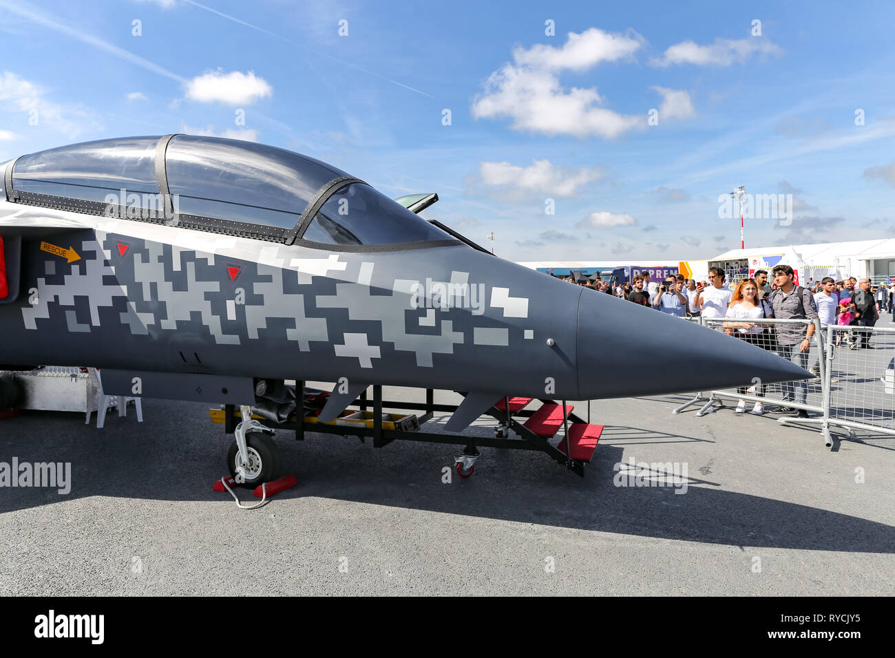 Tai tf x hi-res stock photography and images - Alamy