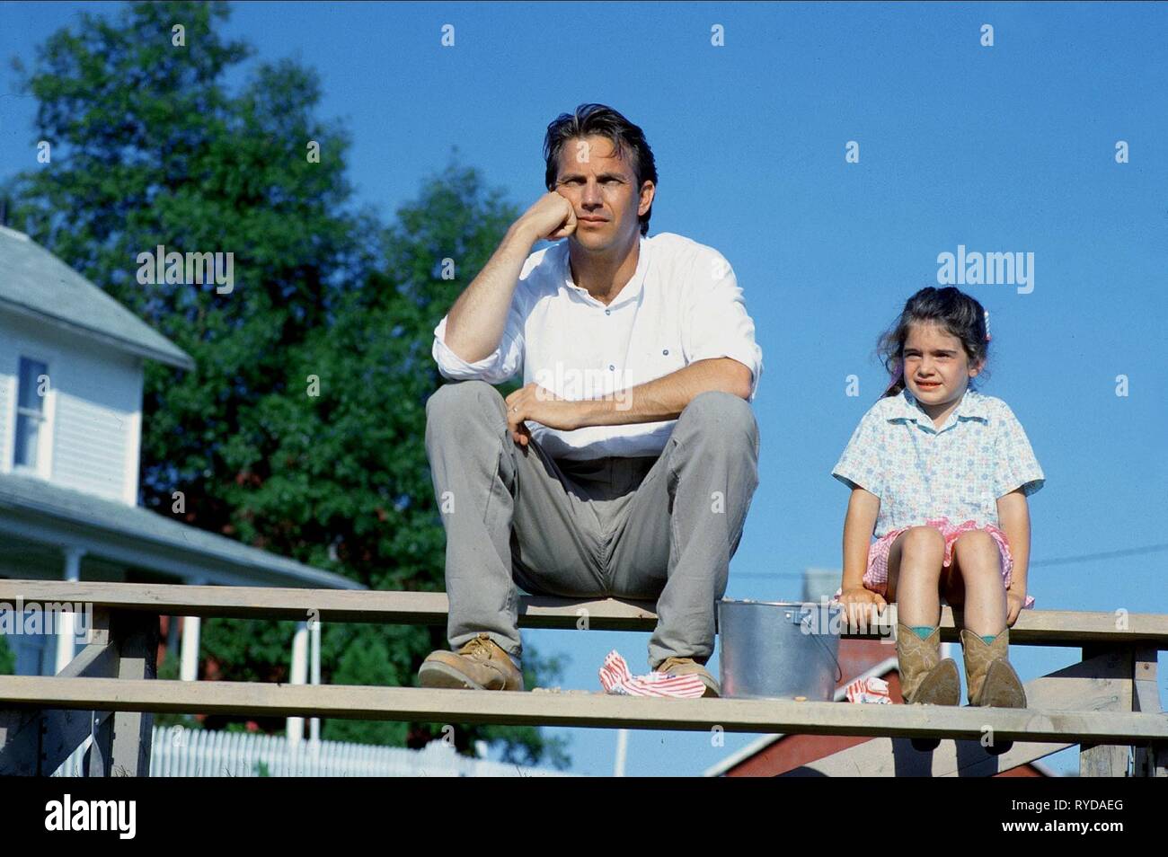KEVIN COSTNER, GABBY HOFFMAN, FIELD OF DREAMS, 1989 Stock Photo - Alamy