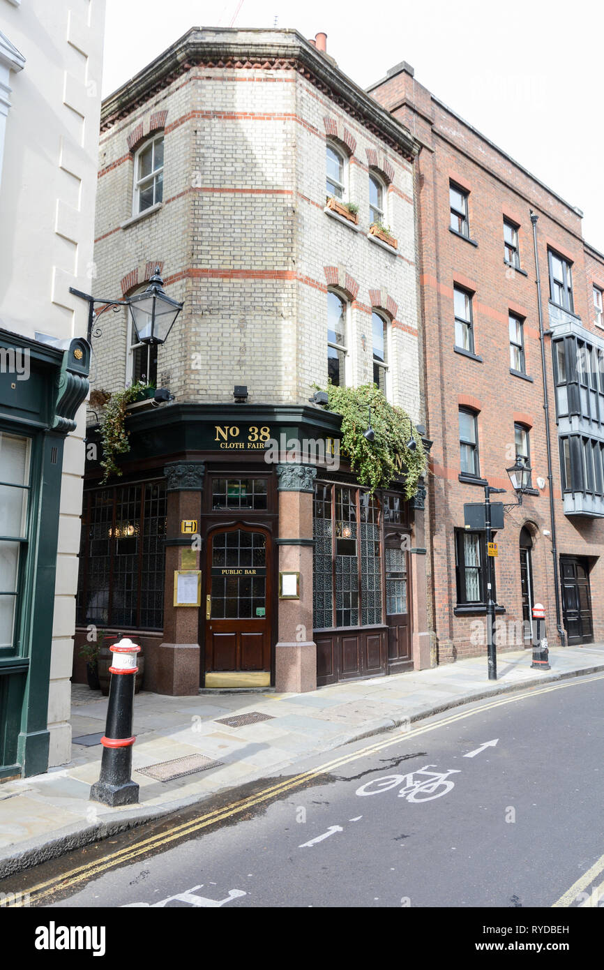 London the rising sun pub hi-res stock photography and images - Alamy