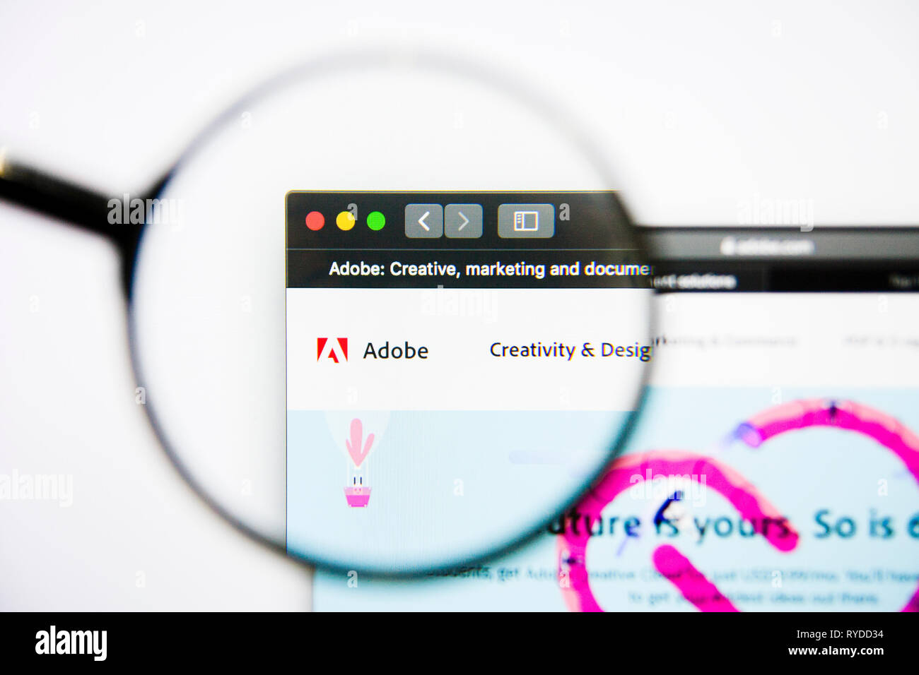 Adobe logo hi-res stock photography and images - Alamy