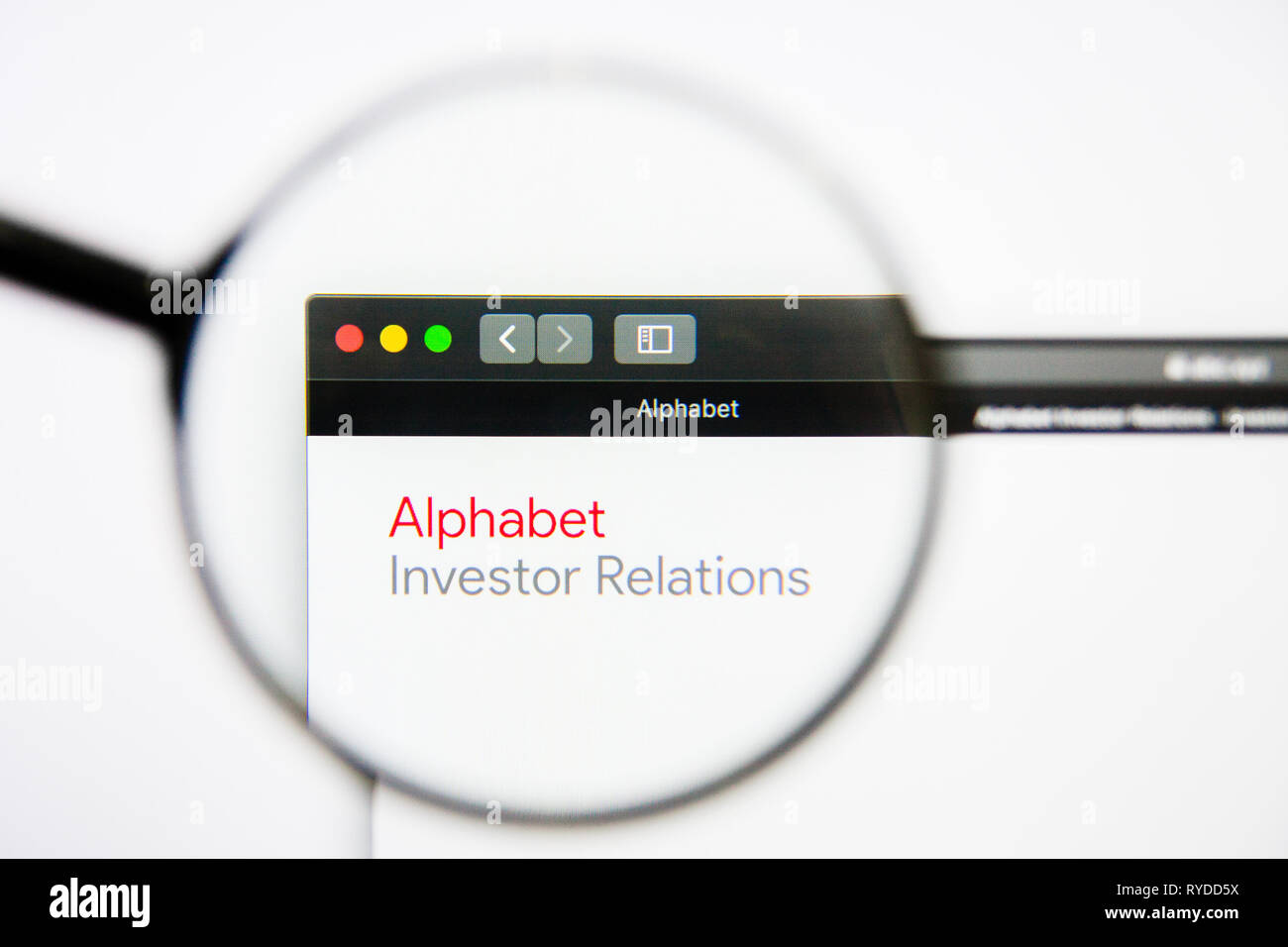 Los Angeles, California, USA - 25 January 2019: Alphabet website ...