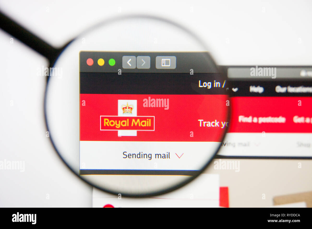 Royal mail logo hi-res stock photography and images - Alamy
