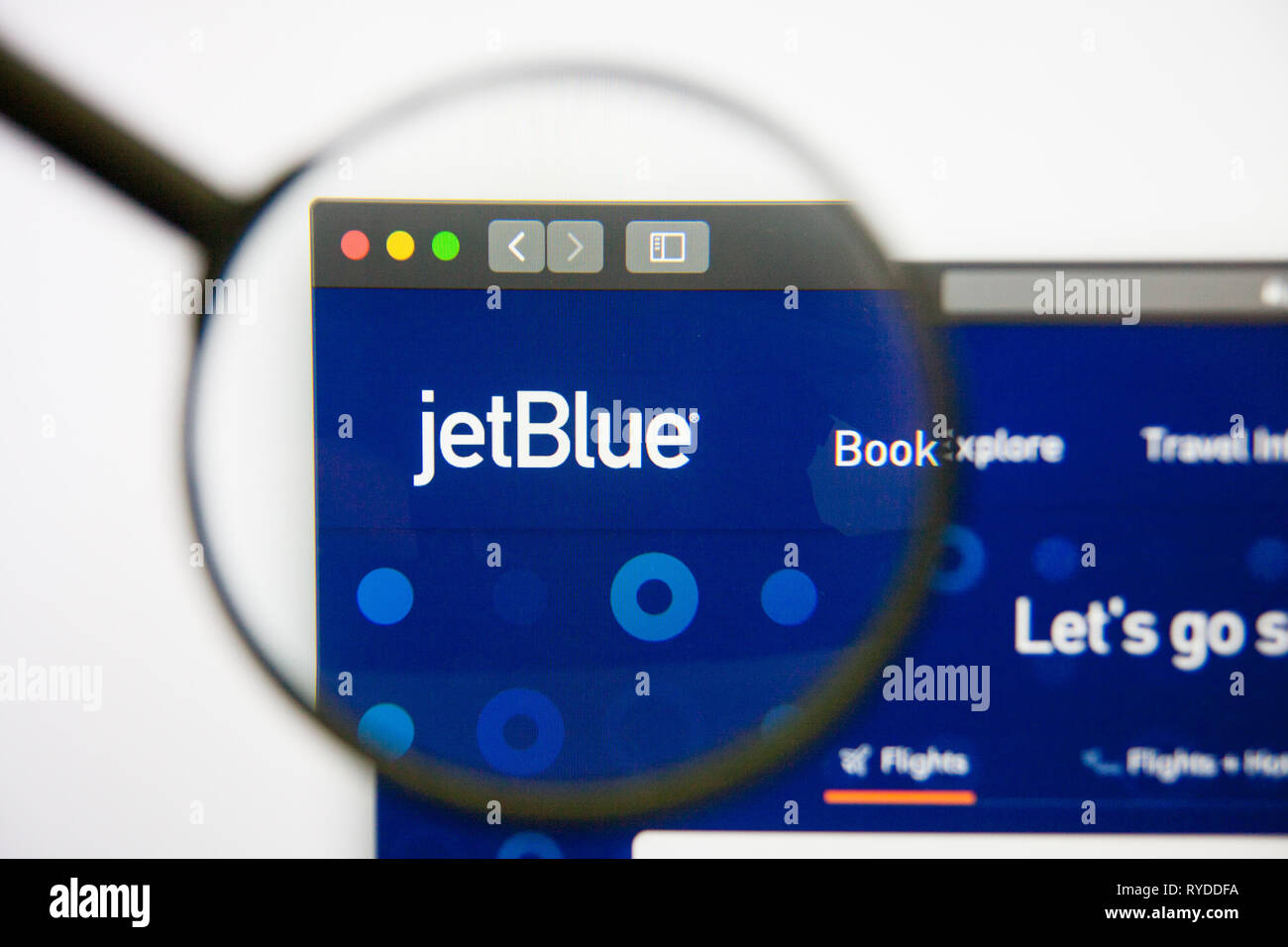 Jetblue airways logo hi-res stock photography and images - Alamy