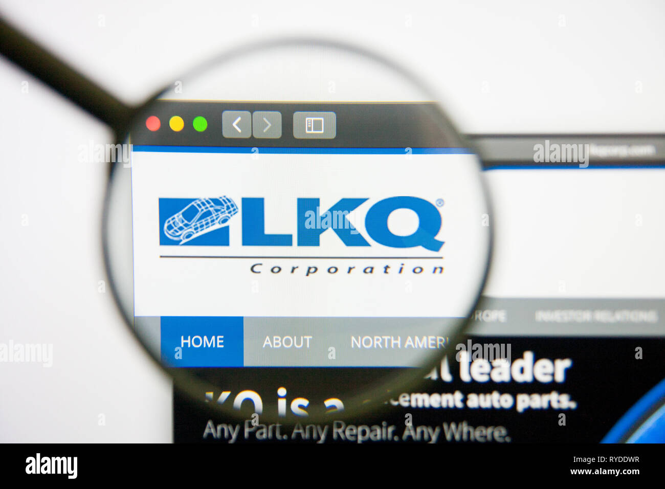 Lkq marketing logo hi-res stock photography and images - Alamy