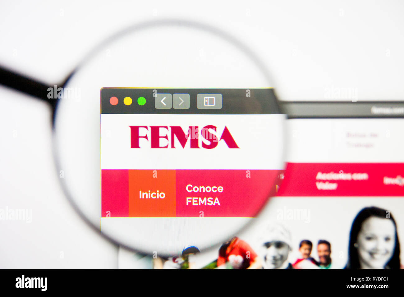 Femsa logo hi-res stock photography and images - Alamy