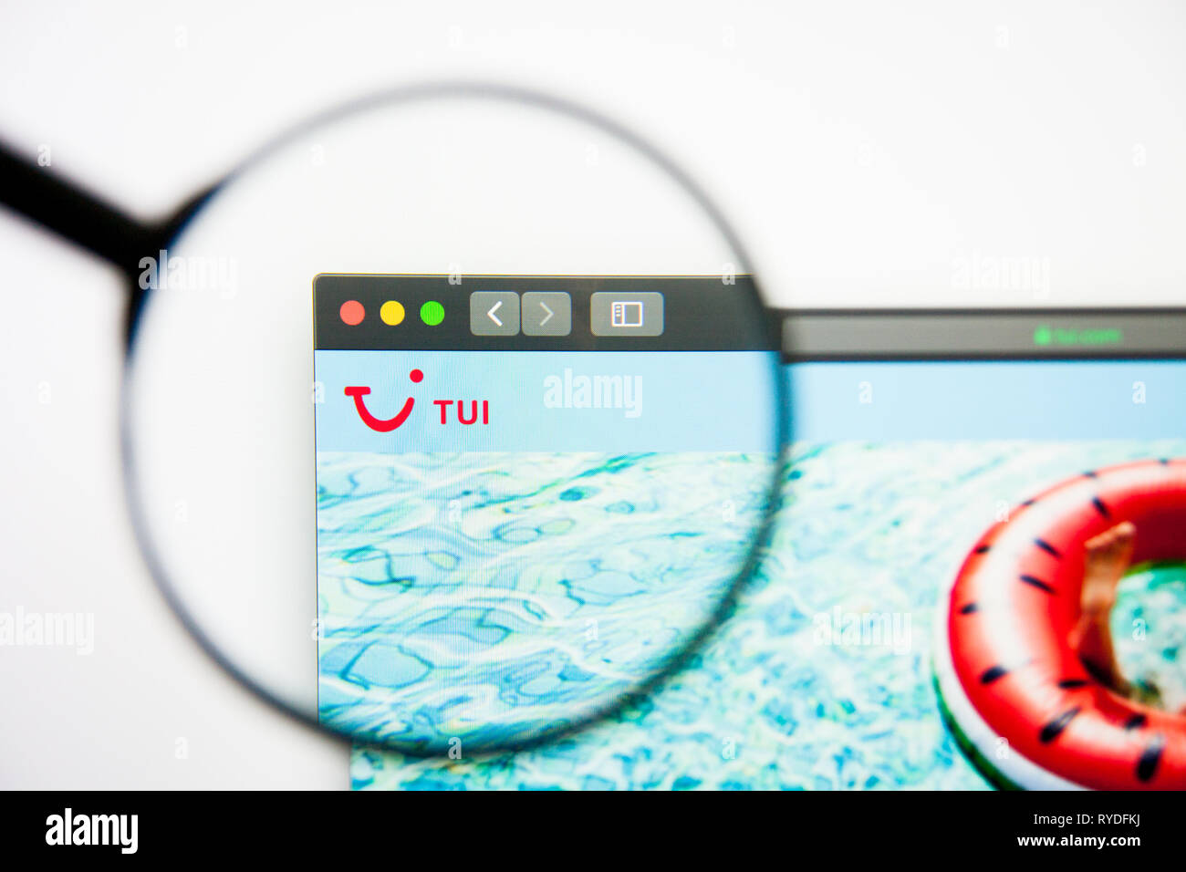 Tui marketing logo hi-res stock photography and images - Alamy
