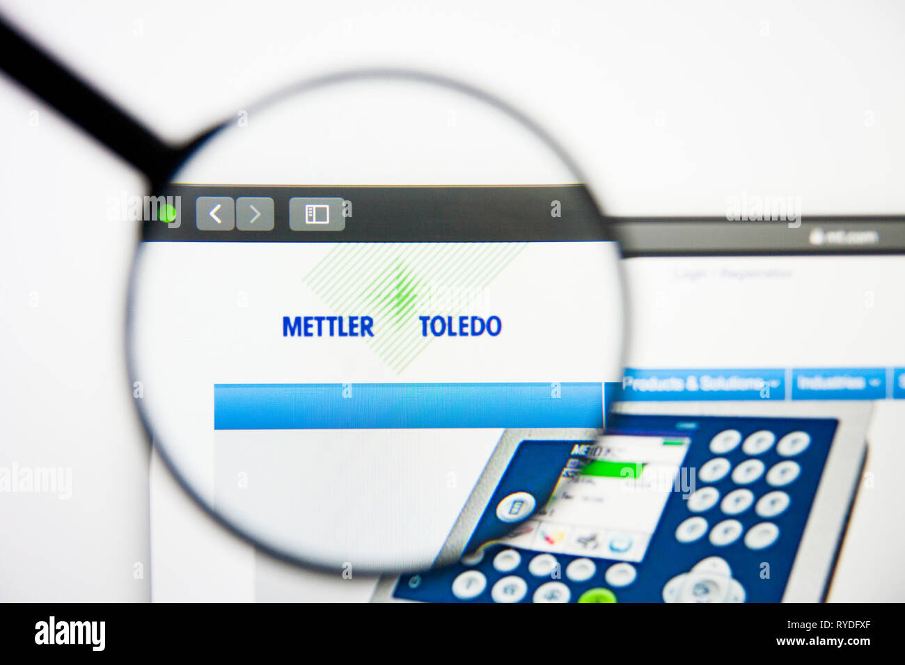 Los Angeles, California, USA - 5 March 2019: Mettler-Toledo ...