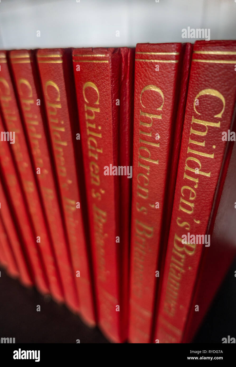 Set of Childrens Encyclopedia Britannica Red books Stock Photo - Alamy