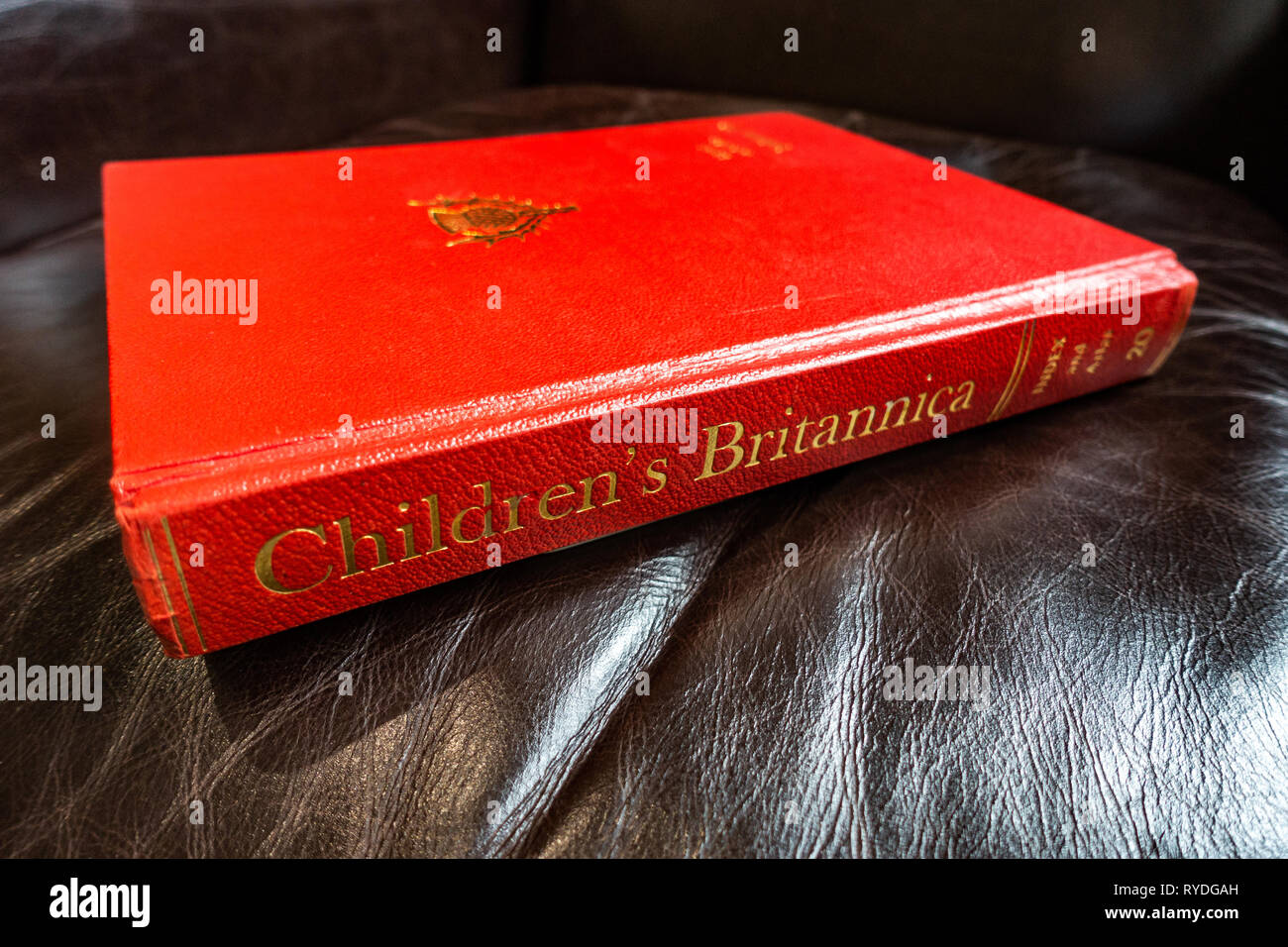 Encyclopedia britannica hi-res stock photography and images - Alamy