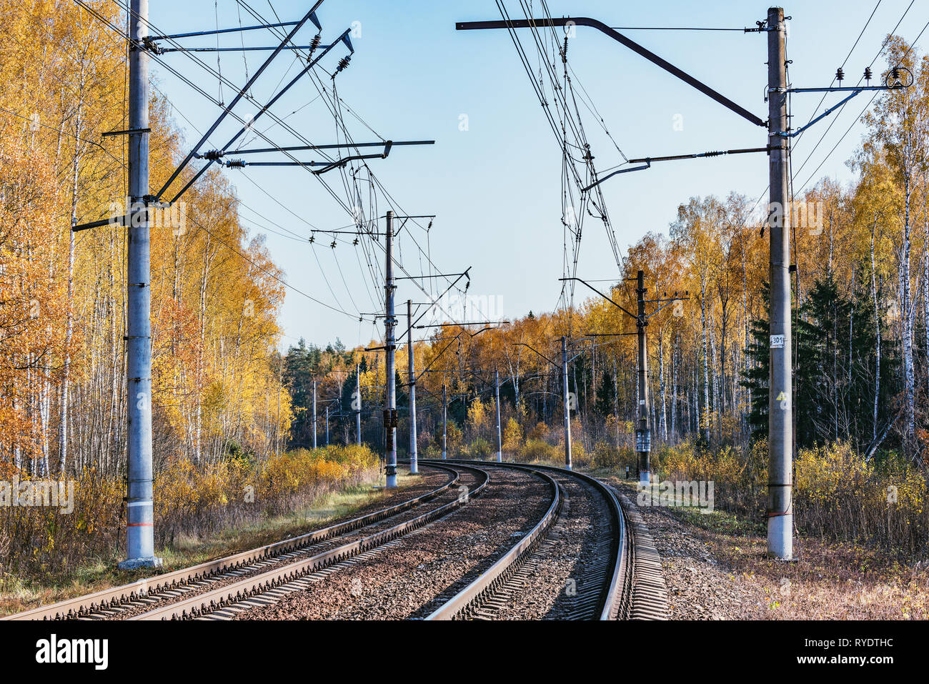 Electric railway lines hi-res stock photography and images - Alamy