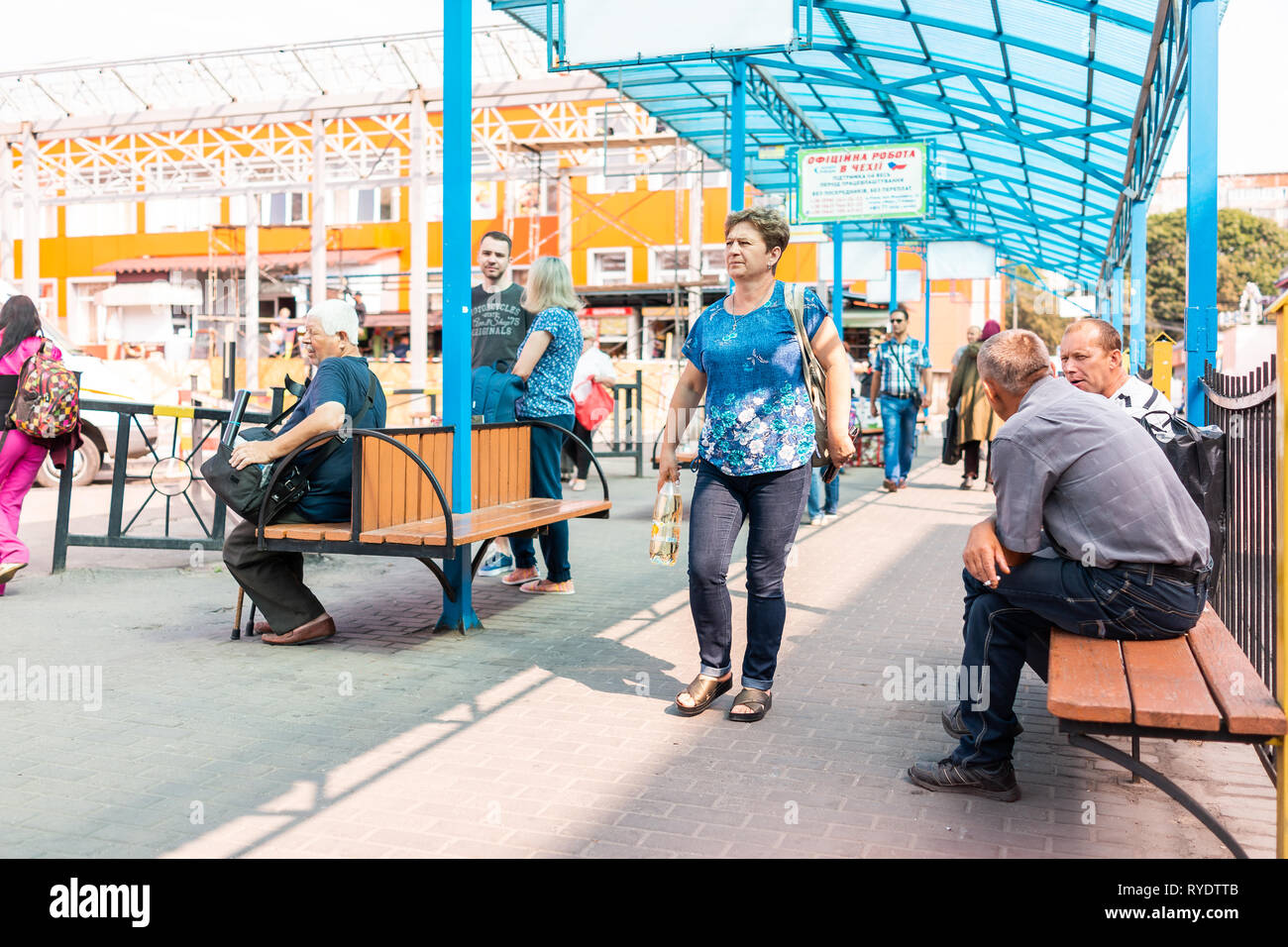 Old style bus stop hi-res stock photography and images - Alamy