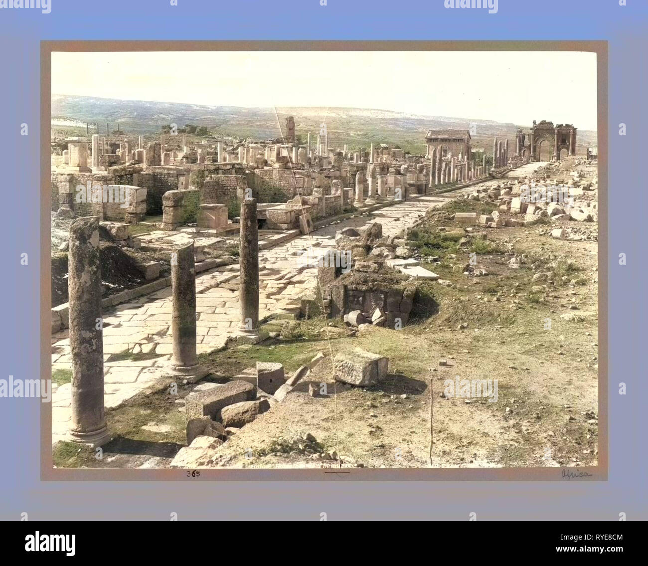 Roman shrines hi-res stock photography and images - Alamy