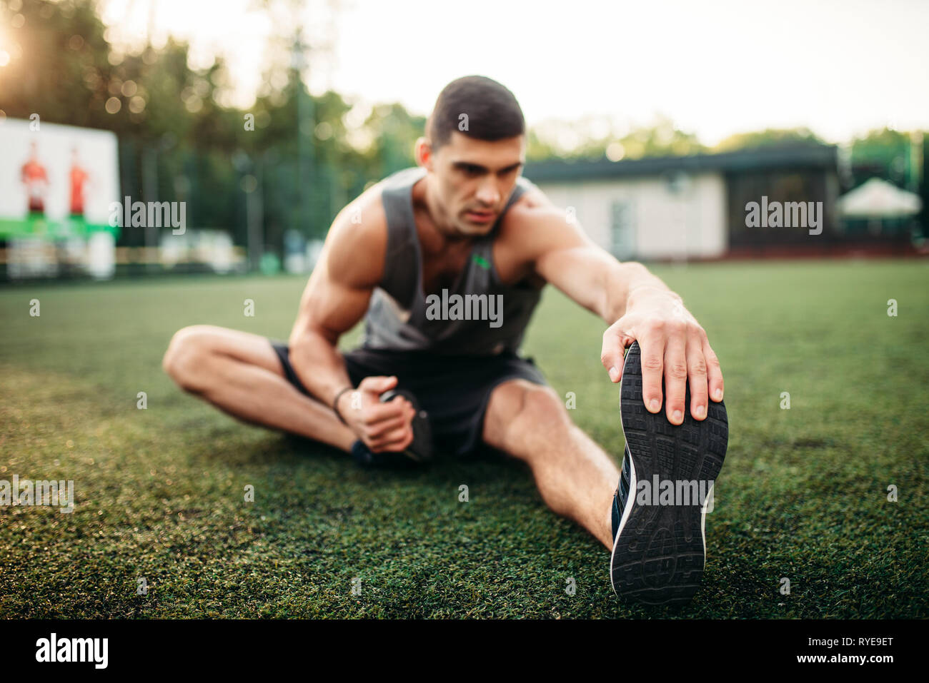 Male athlete on outdoor fitness workout Stock Photo - Alamy