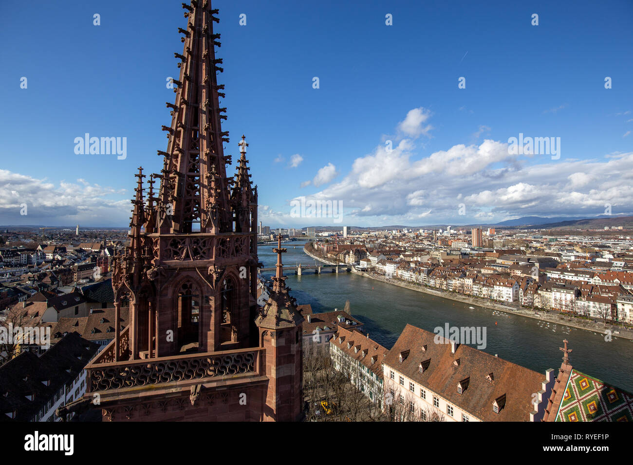 Bridge architecture view viewpoint hi-res stock photography and images ...