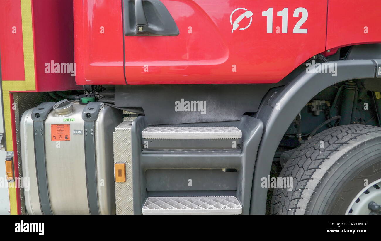 112 emergency hi-res stock photography and images - Alamy