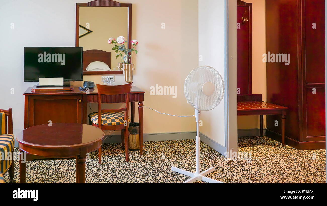 Standfan hi-res stock photography and images - Alamy