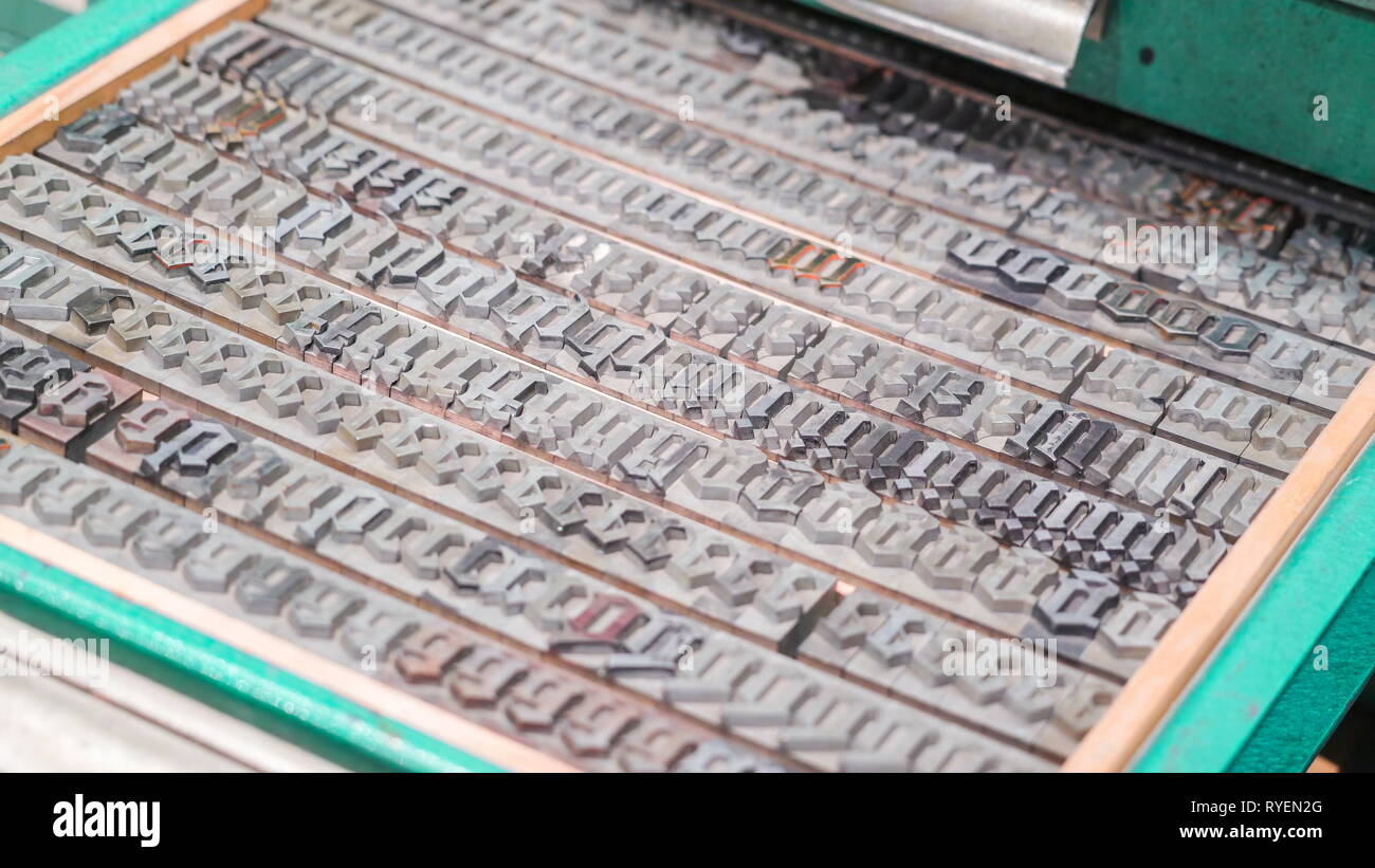 Old printing machine hi-res stock photography and images - Alamy