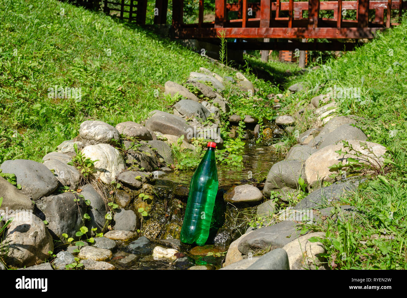Plastic flow in water rock hi-res stock photography and images - Alamy