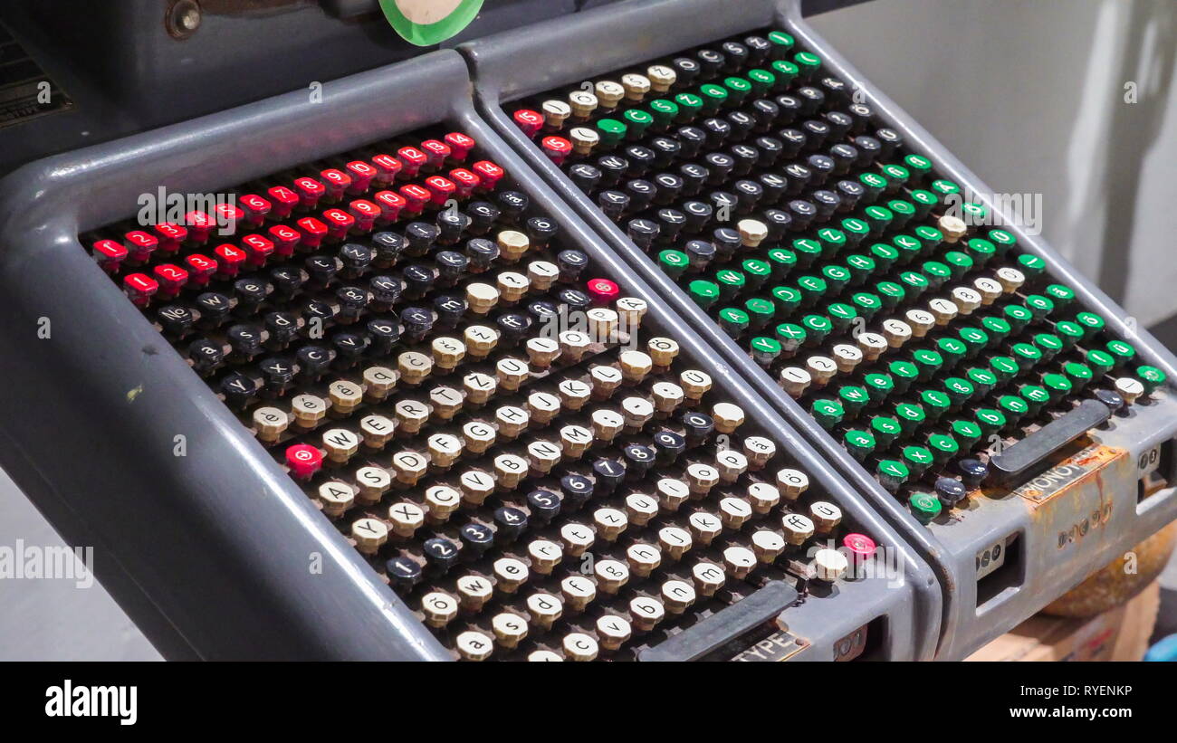 Typewriter parts hi-res stock photography and images - Alamy